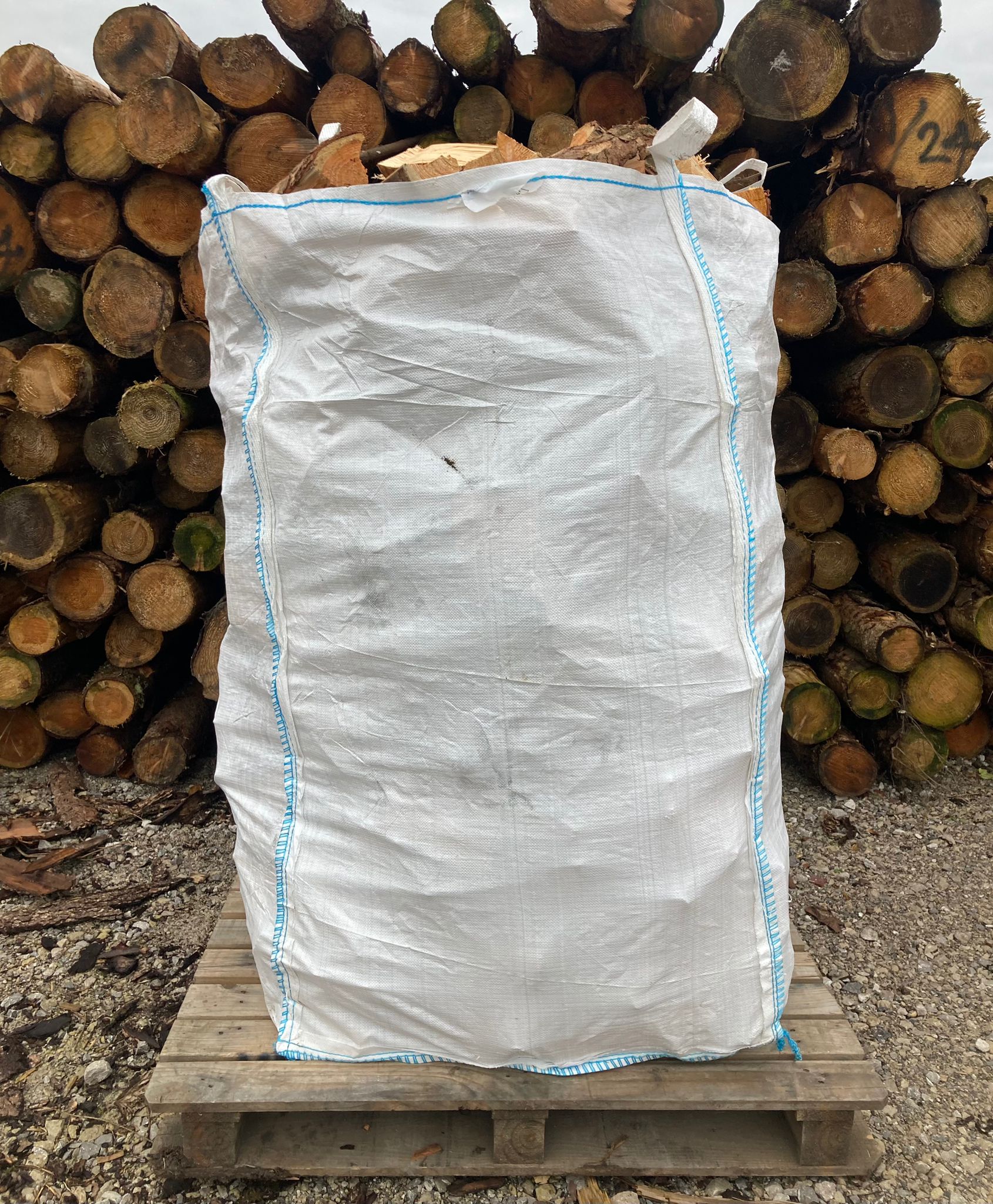 Kiln Dried Logs for Sale in Bulk Bags - Log Club – logclub